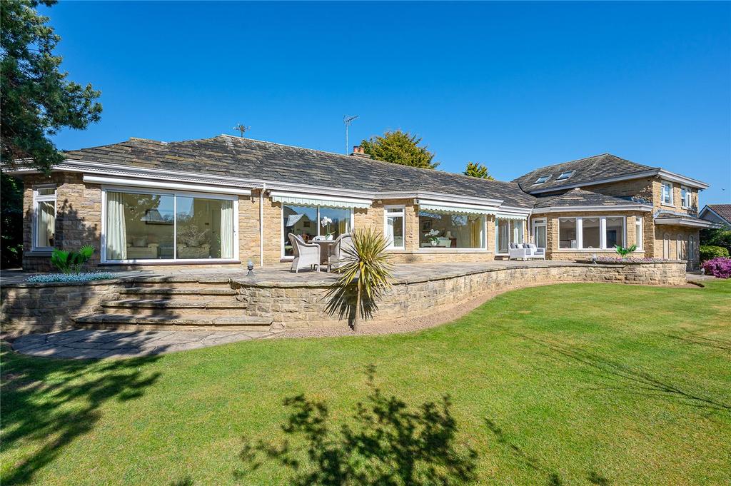 Crabtree Green, Collingham, LS22 3 bed detached house - £1,000,000