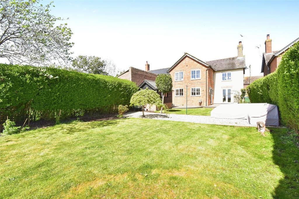 Station Road, Mursley 3 bed semi-detached house - £520,000