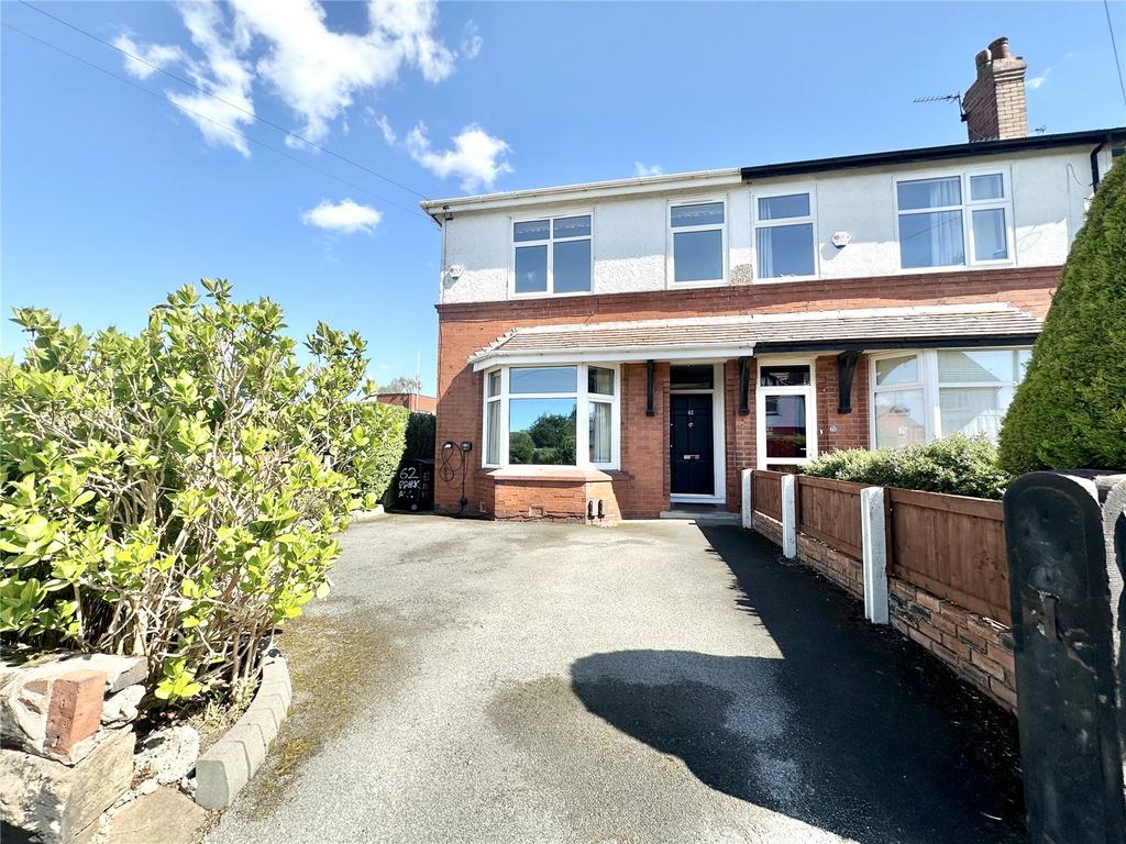 Park Avenue, Trafford M33 3 bed semi-detached house for sale - £500,000