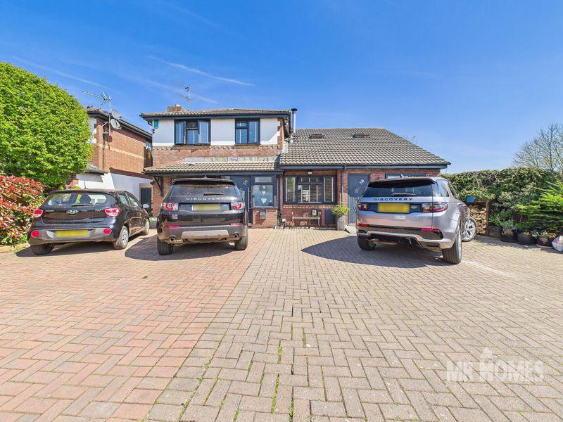 Powderham Drive, Carlton Gardens... 5 bed detached house for sale - £ ...