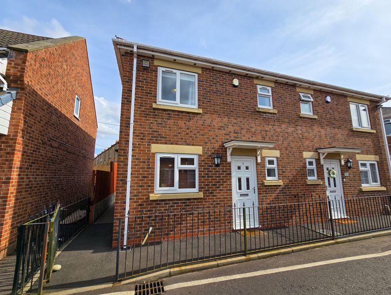 Ramsay Street, Winlaton 2 bed semi-detached house - £99,950
