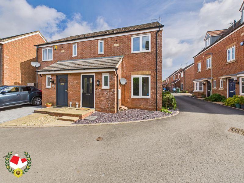 Greenways, Barnwood, Gloucester, GL4 3SD 3 bed semi-detached house - £ ...