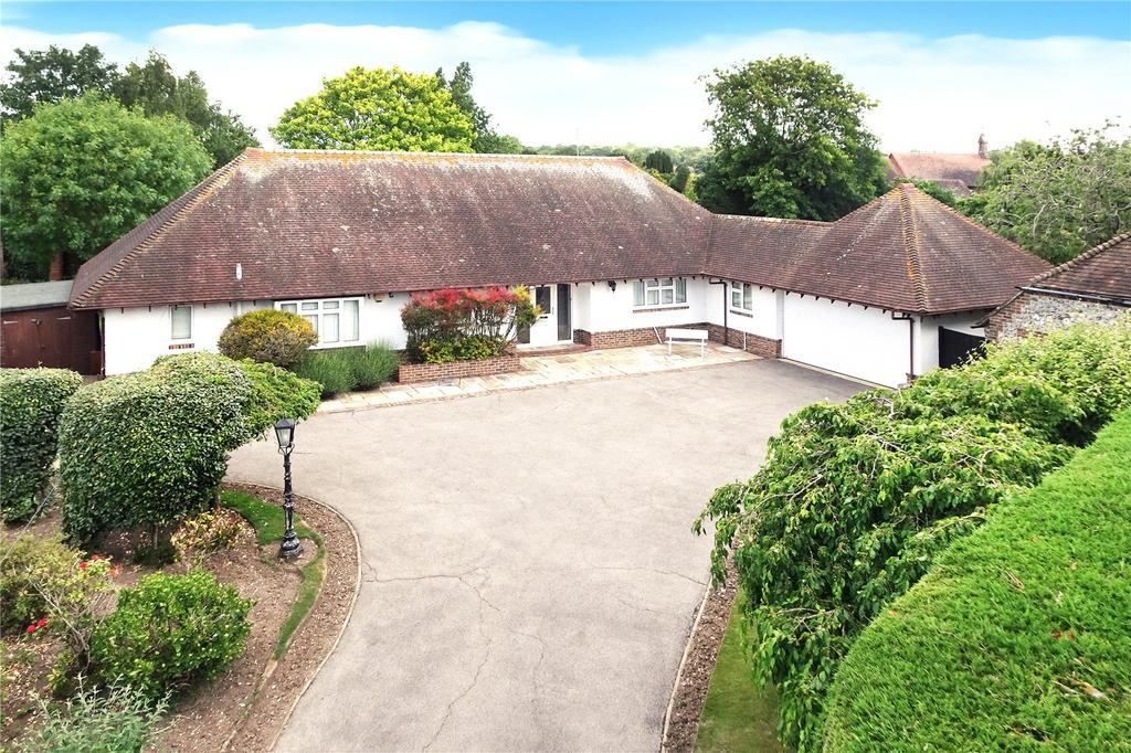 Rectory Lane, Angmering, West Sussex 4 bed bungalow for sale - £1,170,000