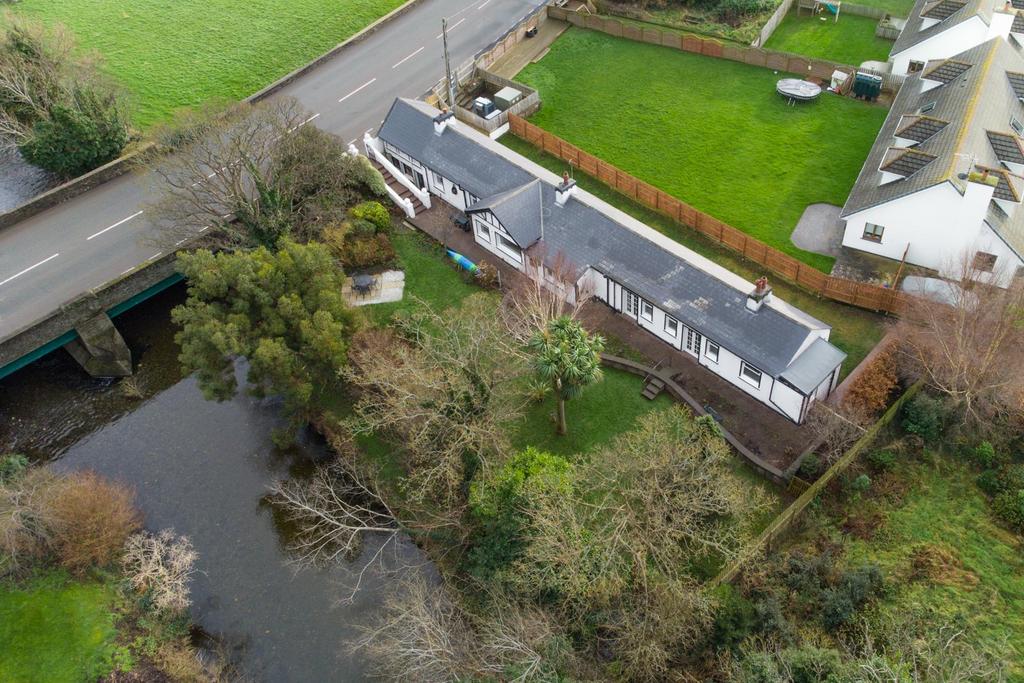 Sulby Bridge, Sulby 4 bed detached house - £549,950