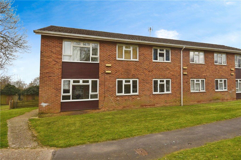 Butlers Close, Lockerley, Romsey... 2 bed apartment - £135,000