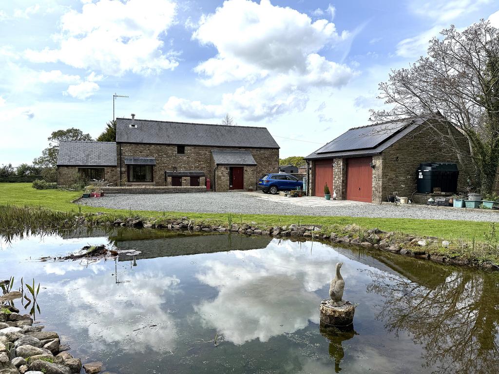 Arkmere Lane, Scorton PR3 3 bed barn conversion - £715,000