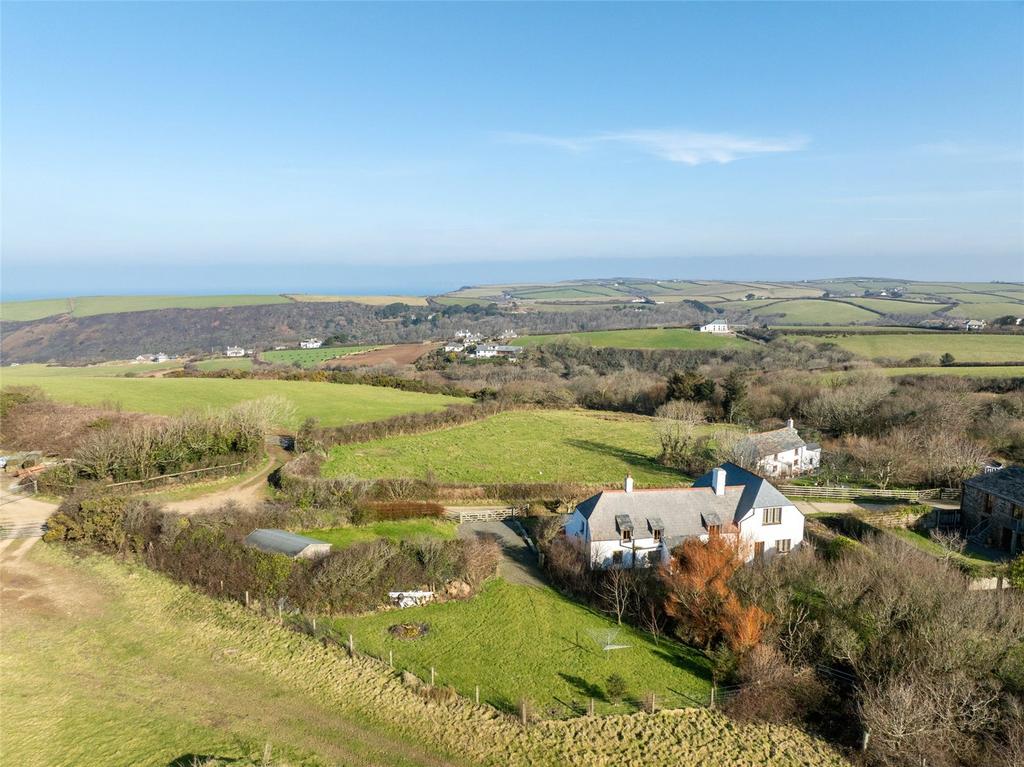 Crackington Haven, Bude 4 bed detached house for sale - £700,000