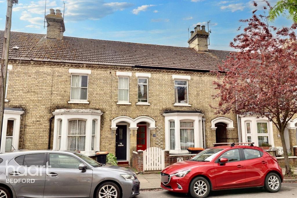 Howbury Street, Bedford 3 bed terraced house for sale - £375,000