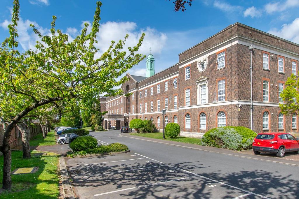 Chartwell Court, NW2, Dollis Hill... 2 bed flat for sale - £525,000