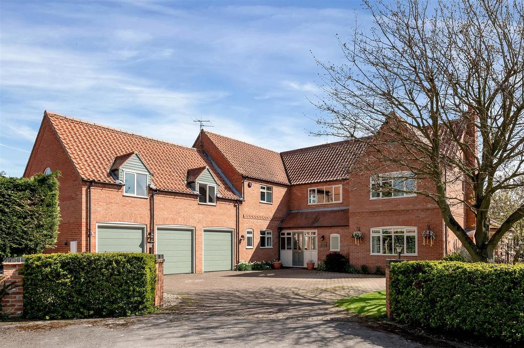 Grays Court, Farndon, Newark 5 bed detached house for sale - £850,000