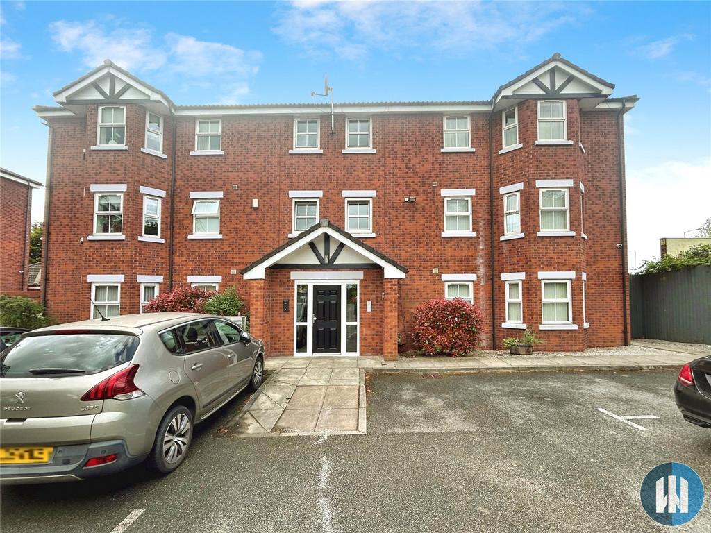 Charlton Court, Boundary Drive... 1 bed apartment - £750 pcm (£173 pw)