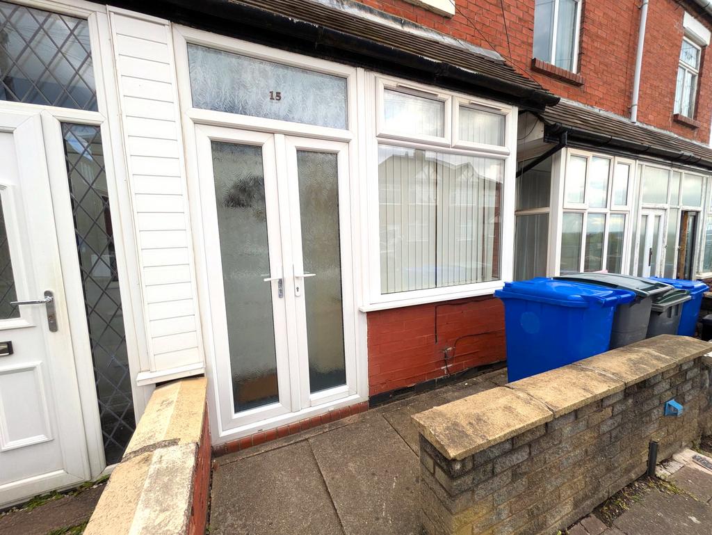 Gresty Street, Penkhull... 2 bed terraced house - £750 pcm (£173 pw)