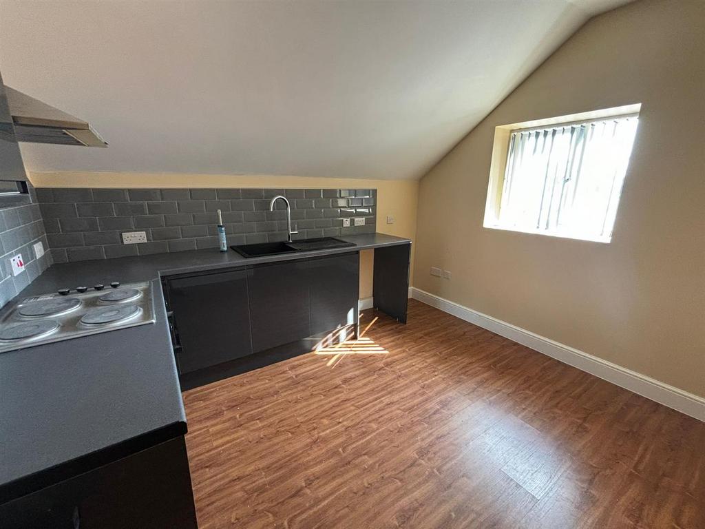 Freer Street, Walsall 1 bed flat to rent - £700 pcm (£162 pw)