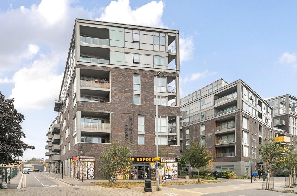 Hops House, 7 Old Brewery Way, London 2 bed apartment for sale - £125,000