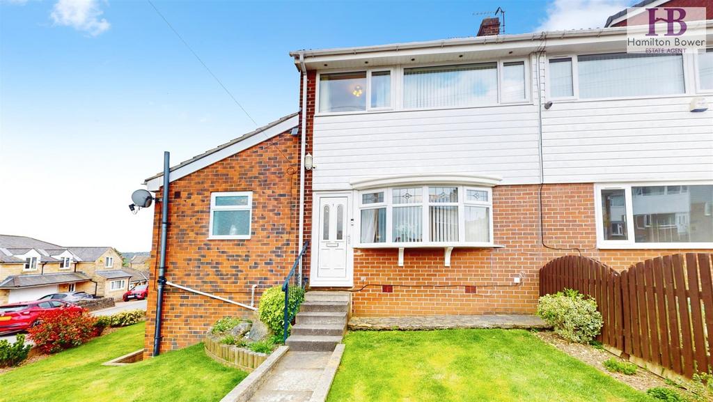 Stephen Close, Northowram, Halifax 4 bed townhouse for sale - £325,000