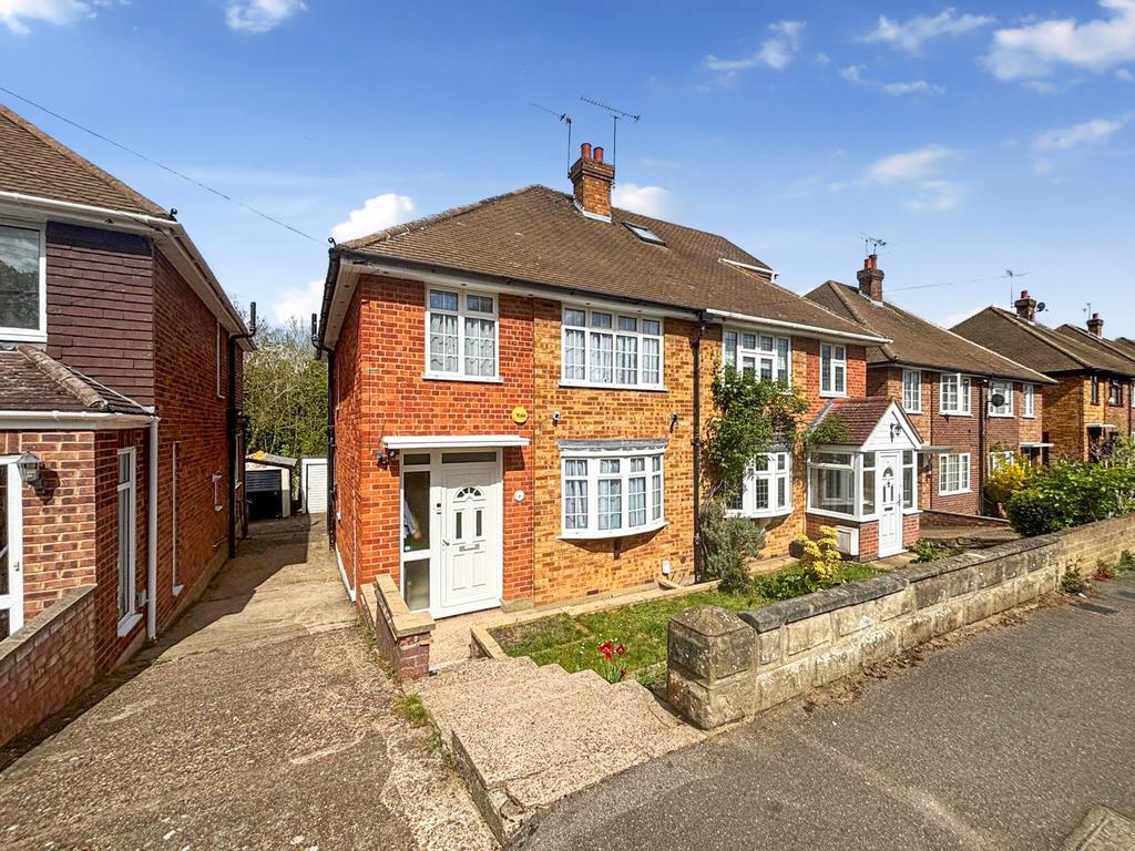 Eden Road, Bexley, Kent, DA5 3 bed semi-detached house for sale - £465,000