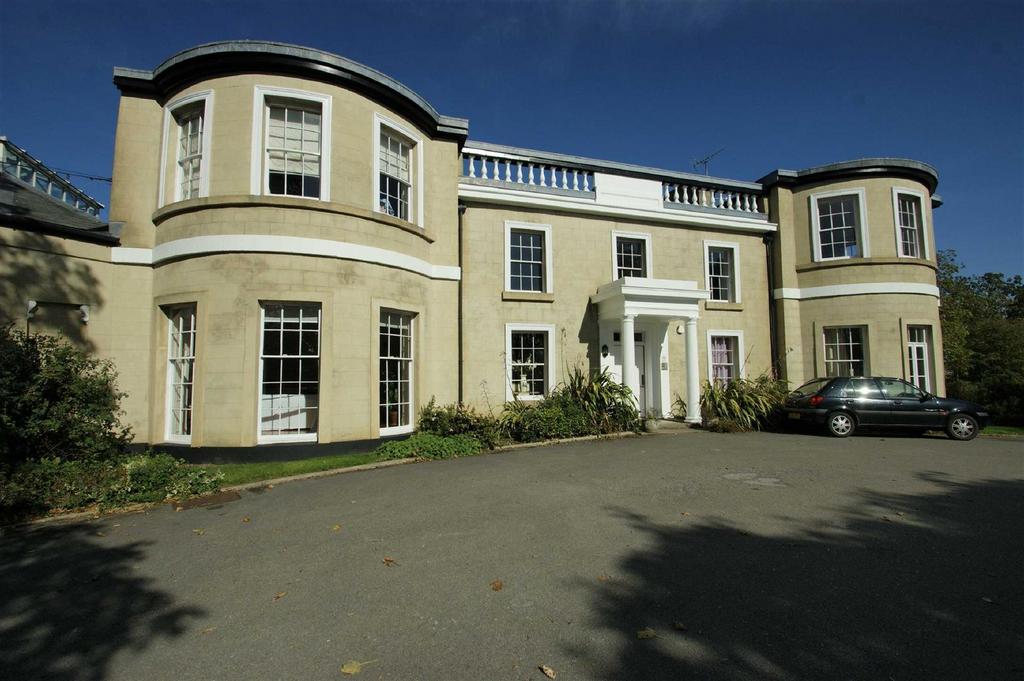 Moor Allerton Hall, Lidgett Lane, Leeds 2 bed apartment - £995 pcm (£ ...
