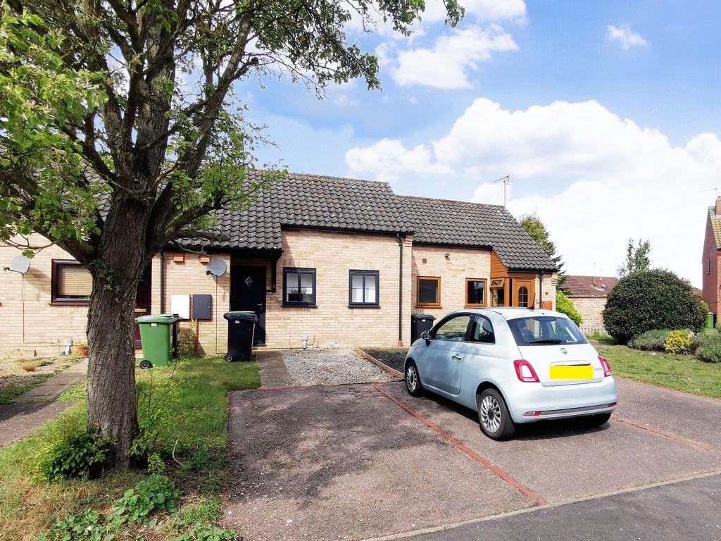 Millfield Close, Ditchingham 1 bed terraced bungalow for sale - £125,000