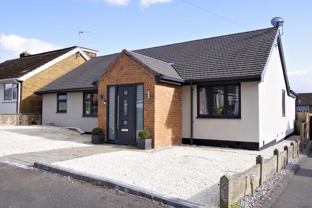 Homecroft Drive, Packington 3 bed detached bungalow - £535,000