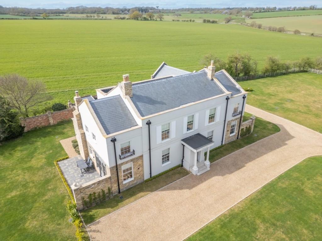 Beccles Road, Toft Monks 4 bed detached house for sale - £1,650,000