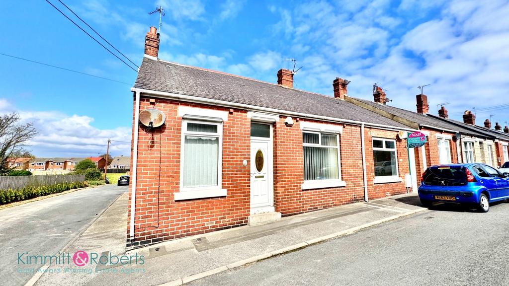 Union Street, Seaham, Durham, SR7 7QH 2 bed terraced bungalow - £89,950