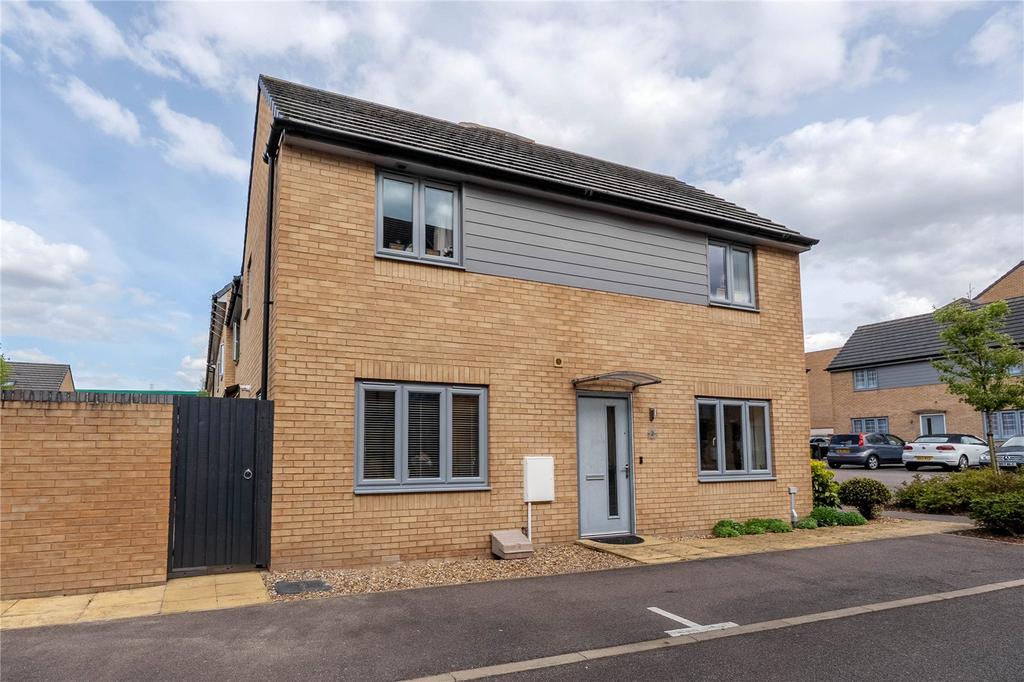 Hazel Mead, Dunstable LU5 3 bed end of terrace house for sale - £380,000
