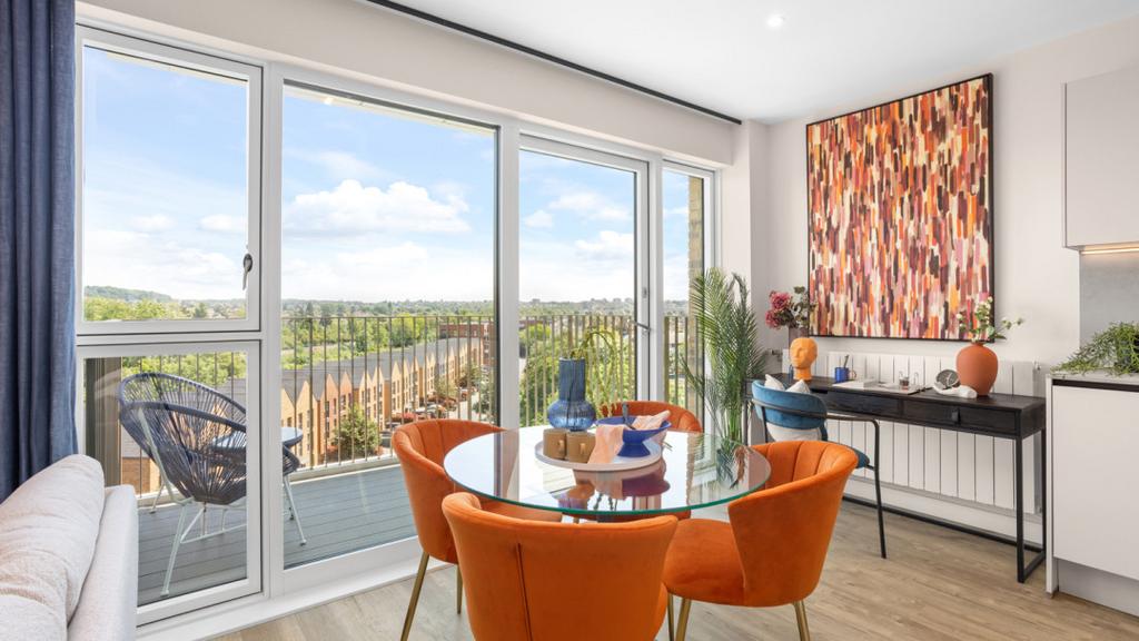 Plot E2.3.06 50%, at L&Q at Kidbrooke... 1 bed flat - £185,000