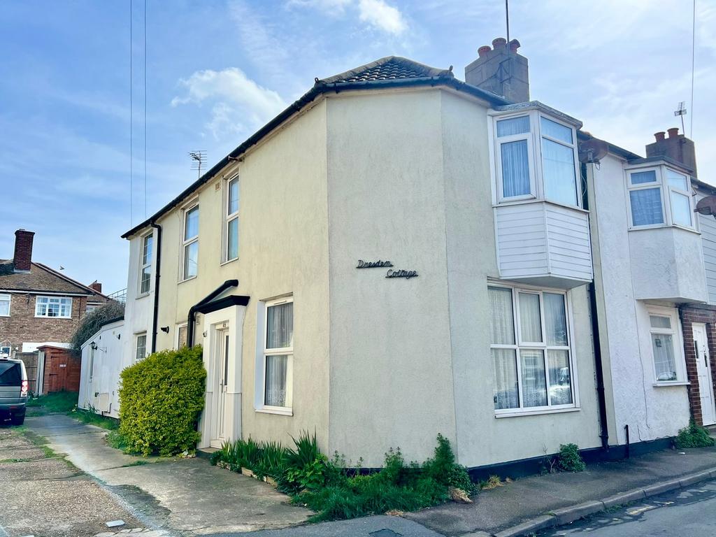 Alfred Terrace, Walton on the Naze, CO14 2 bed terraced house for sale ...