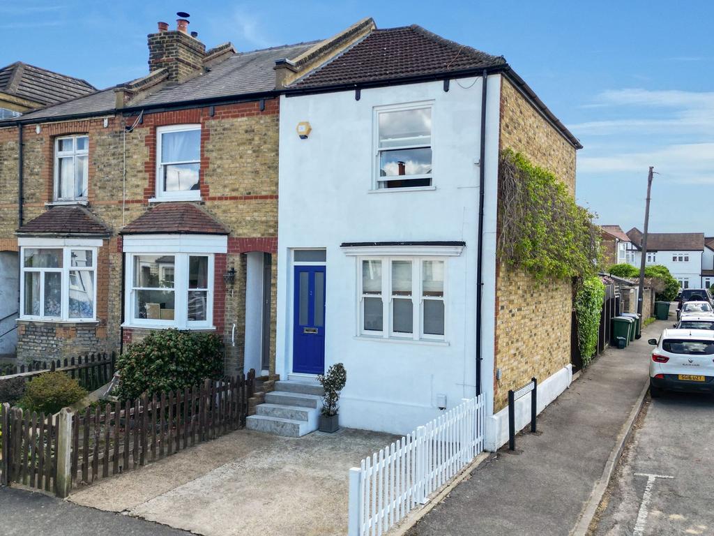Summer Road, East Molesey, KT8 3 bed end of terrace house for sale - £ ...