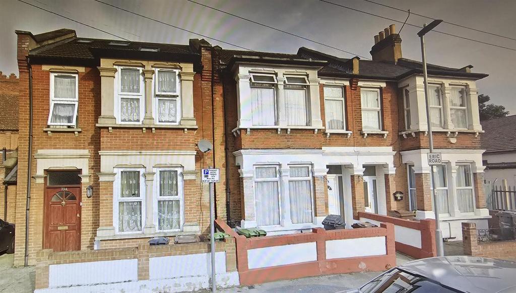 Eric Road, Romford RM6 1 bed flat - £1,300 pcm (£300 pw)