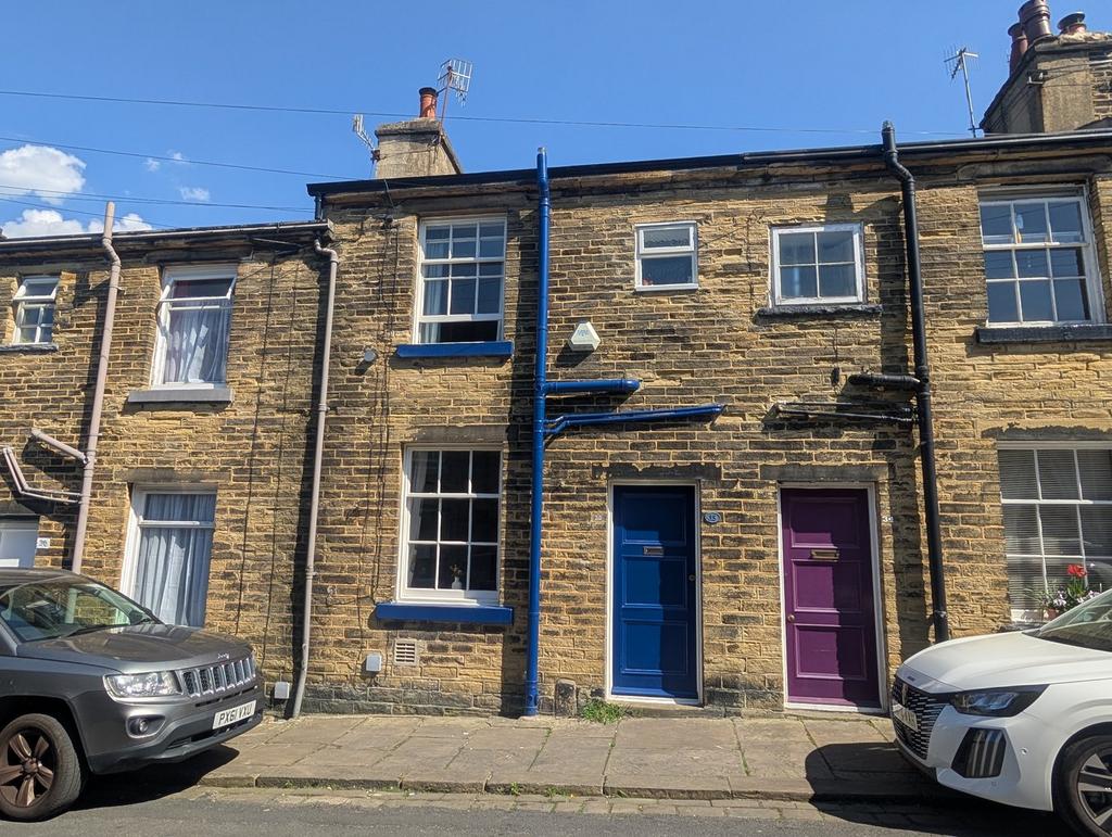 Mary Street, Saltaire, BD18 2 bed terraced house for sale - £189,950