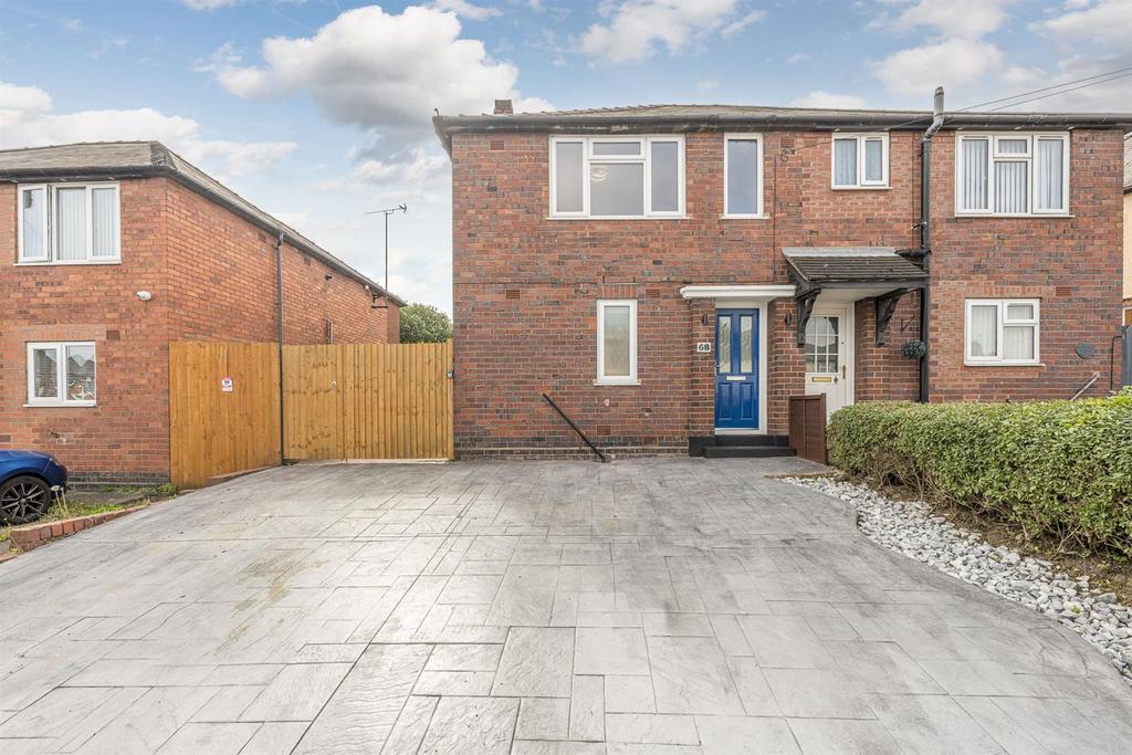 Ridge Grove, Stourbridge, DY9 7PY 3 bed semi-detached house - £1,250 ...