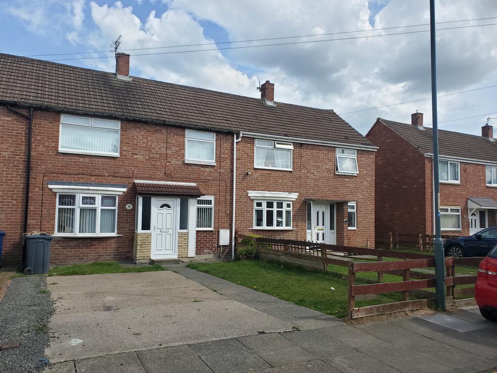 Froude Avenue, South Shields NE34 2 bed terraced house - £675 pcm (£156 pw)