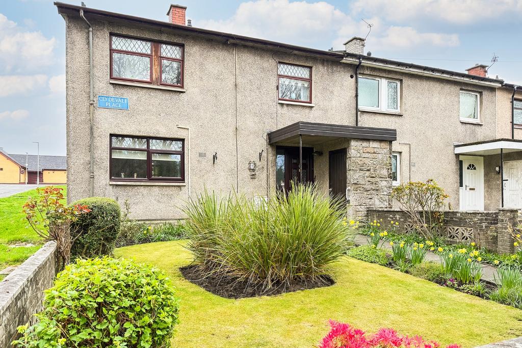 Clydevale Place, Uphall Station 3 bed end of terrace house - £154,000