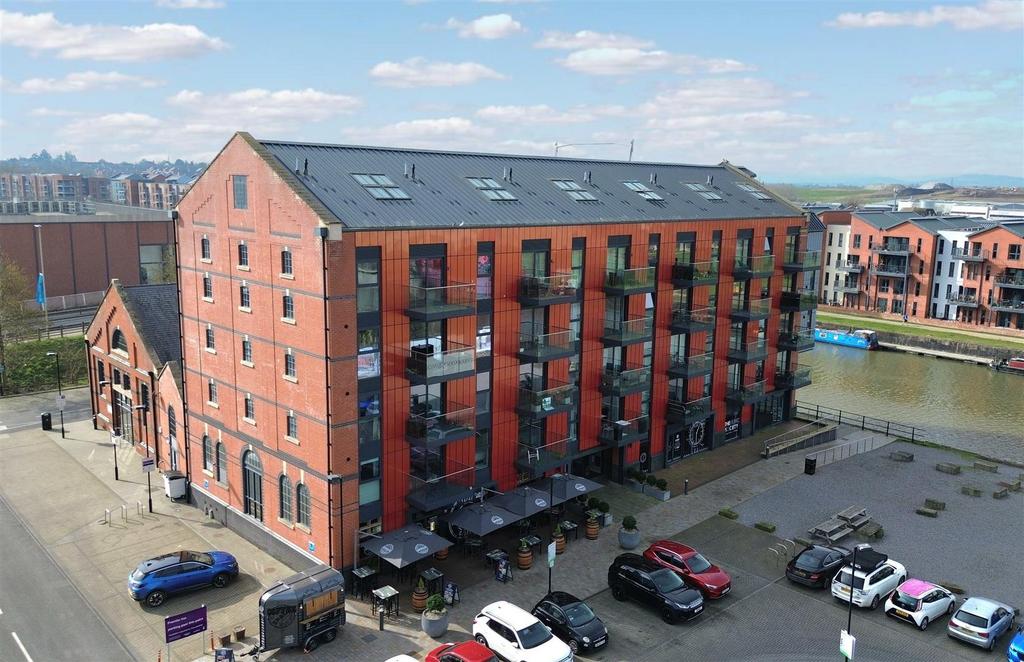 Provender, Bakers Quay, Gloucester 1 bed apartment - £175,000