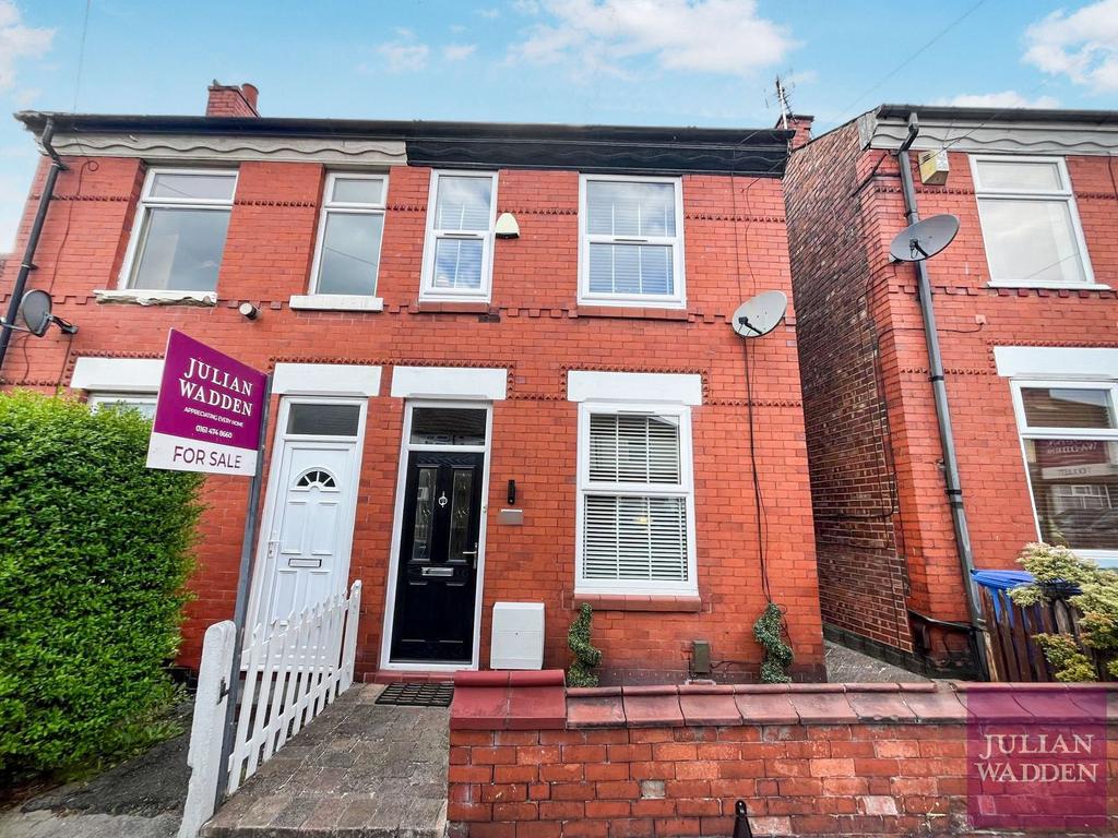Beechwood Avenue, Reddish, Stockport... 2 bed semi-detached house - £ ...