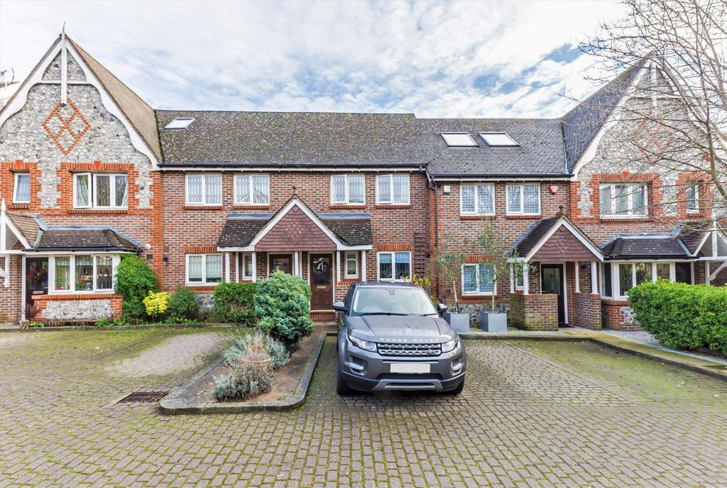 Southlands Drive, Wimbledon 2 bed house to rent - £2,800 pcm (£646 pw)