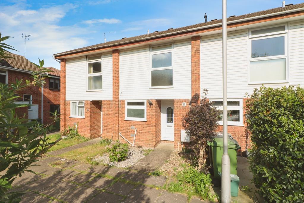 Westfield Court, St Albans, AL4 2 bed terraced house for sale - £438,000