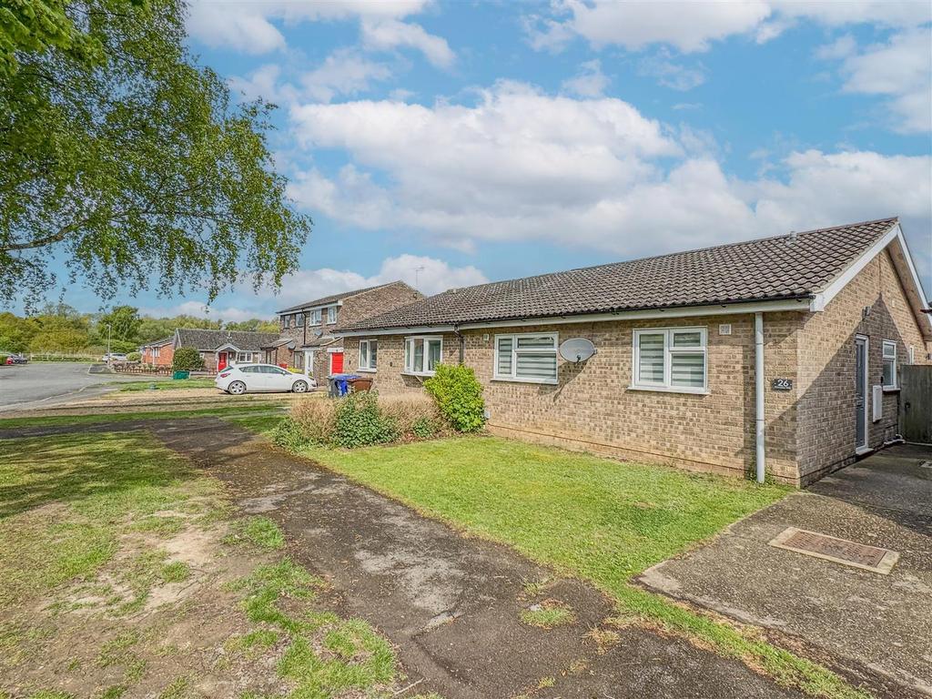 Carnation Way, Red Lodge 2 bed semi-detached bungalow for sale - £250,000
