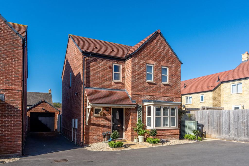 Regent Drive, Long Hanborough, OX29 3 bed detached house for sale - £ ...