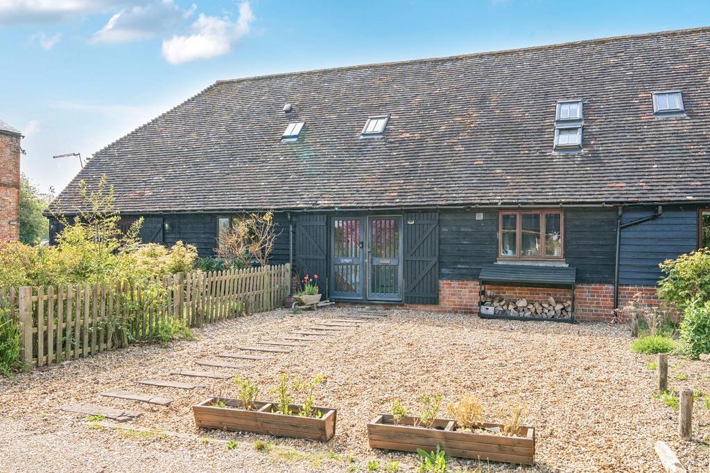 Harville Road, Wye TN25 3 bed barn conversion - £500,000