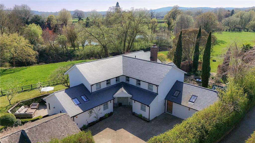 The Borough, Brockham, Betchworth... 5 bed detached house for sale - £ ...