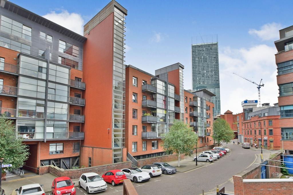 Deansgate Quay, Deansgate... 2 bed apartment to rent - £1,350 pcm (£312 pw)