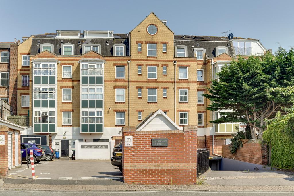 Hamilton Court, Southsea 1 bed apartment for sale - £124,950