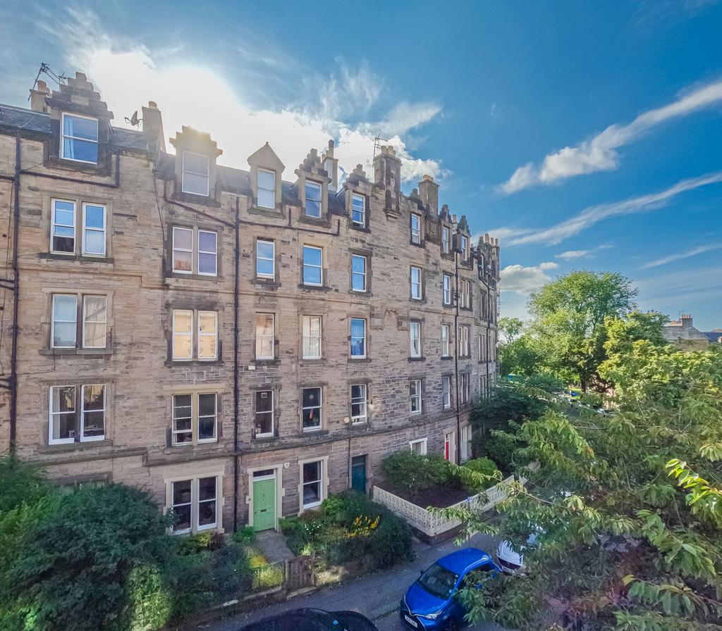 Marchmont Crescent, Edinburgh, EH9 2 bed apartment for sale - £310,000