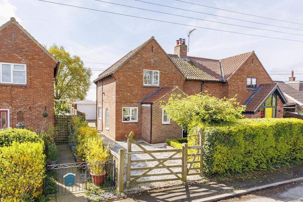 Priory View, Moor Monkton 2 bed house for sale - £350,000