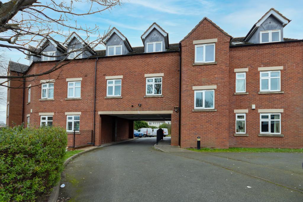 Sherborne Place, Meadway, Kitts... 2 bed apartment - £1,050 pcm (£242 pw)