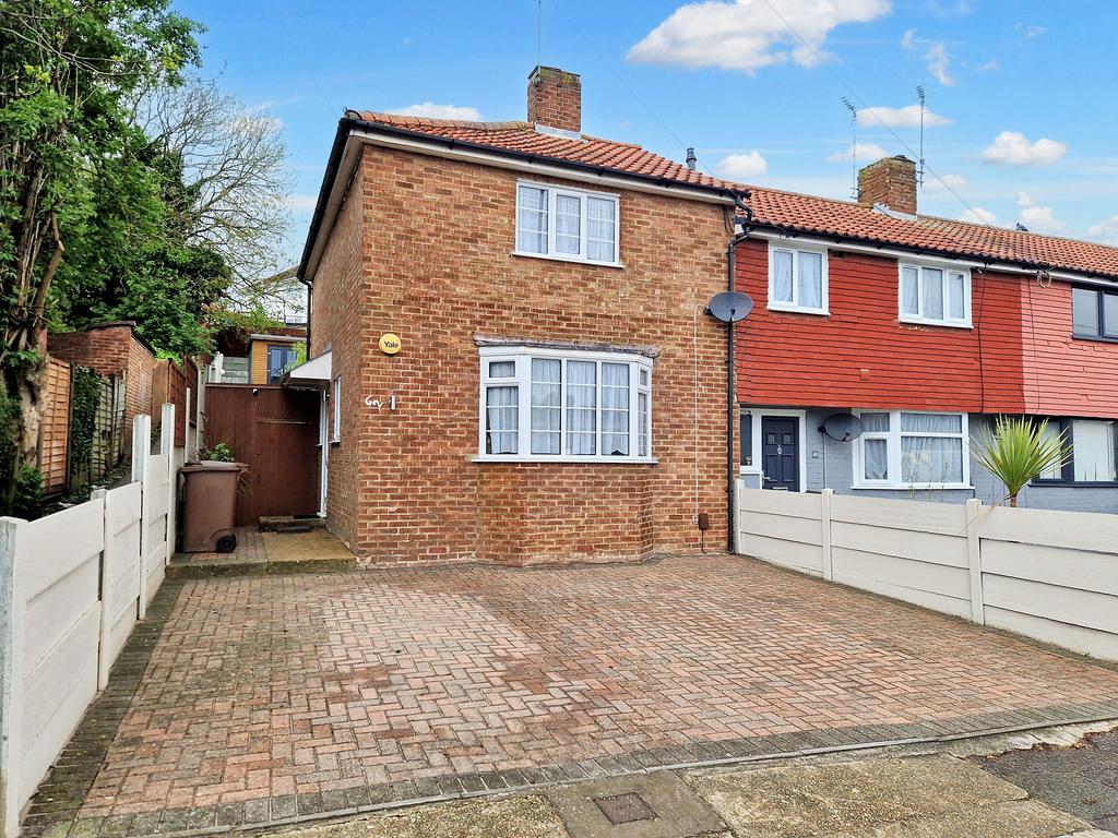 Marley Way, Rochester 3 bed end of terrace house for sale - £285,000