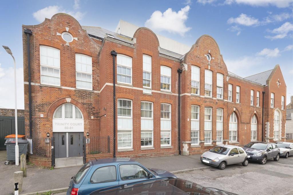 Trinity Square, Margate, CT9 1 bed flat for sale - £110,000