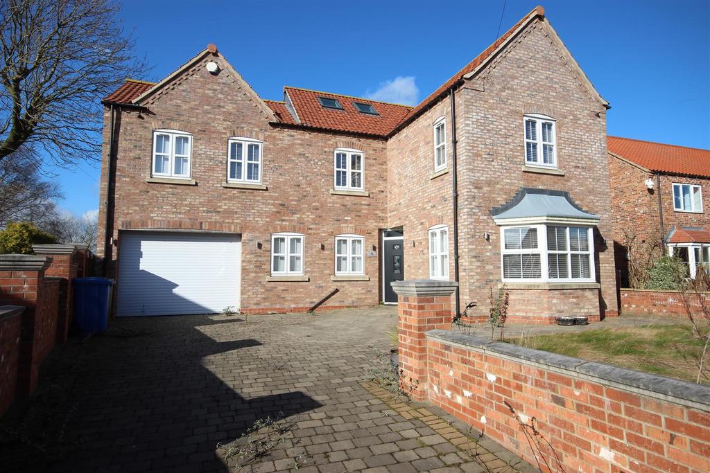 Church Lane, Withernwick 4 bed detached house - £275,000